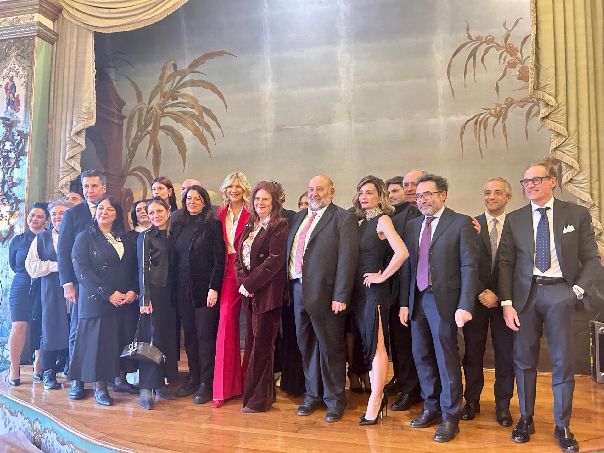 “Marche en Mode: L’eccellenza della moda marchigiana sfilano a Parigi ...